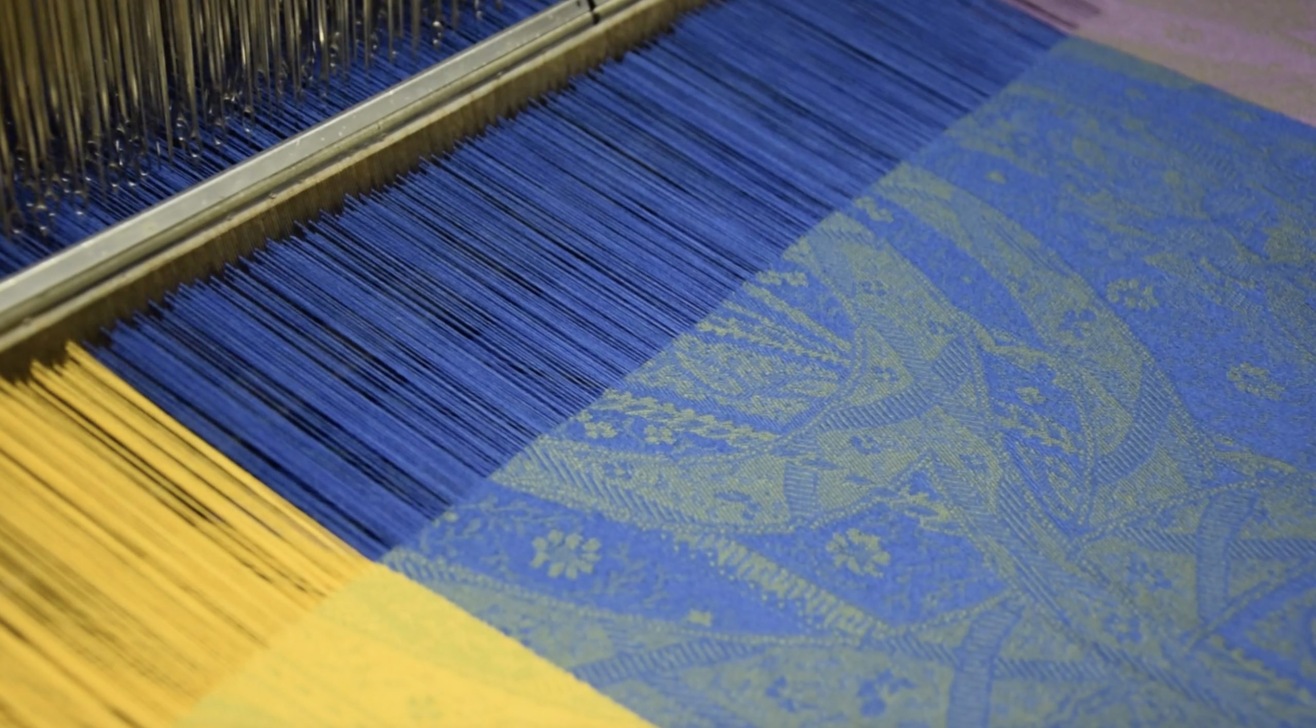 Tout savoir sur le tissage Jacquard